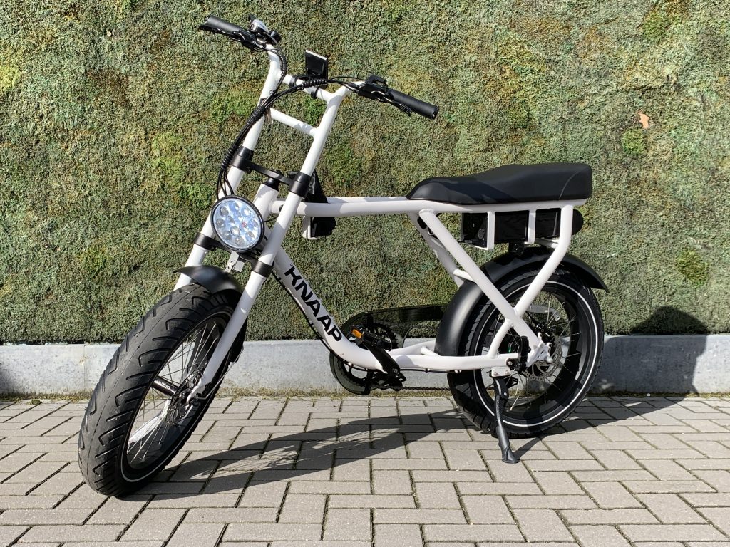 KNAAP Special Edition White AMS e-bike – Webshop Auto de Pee – auto ...